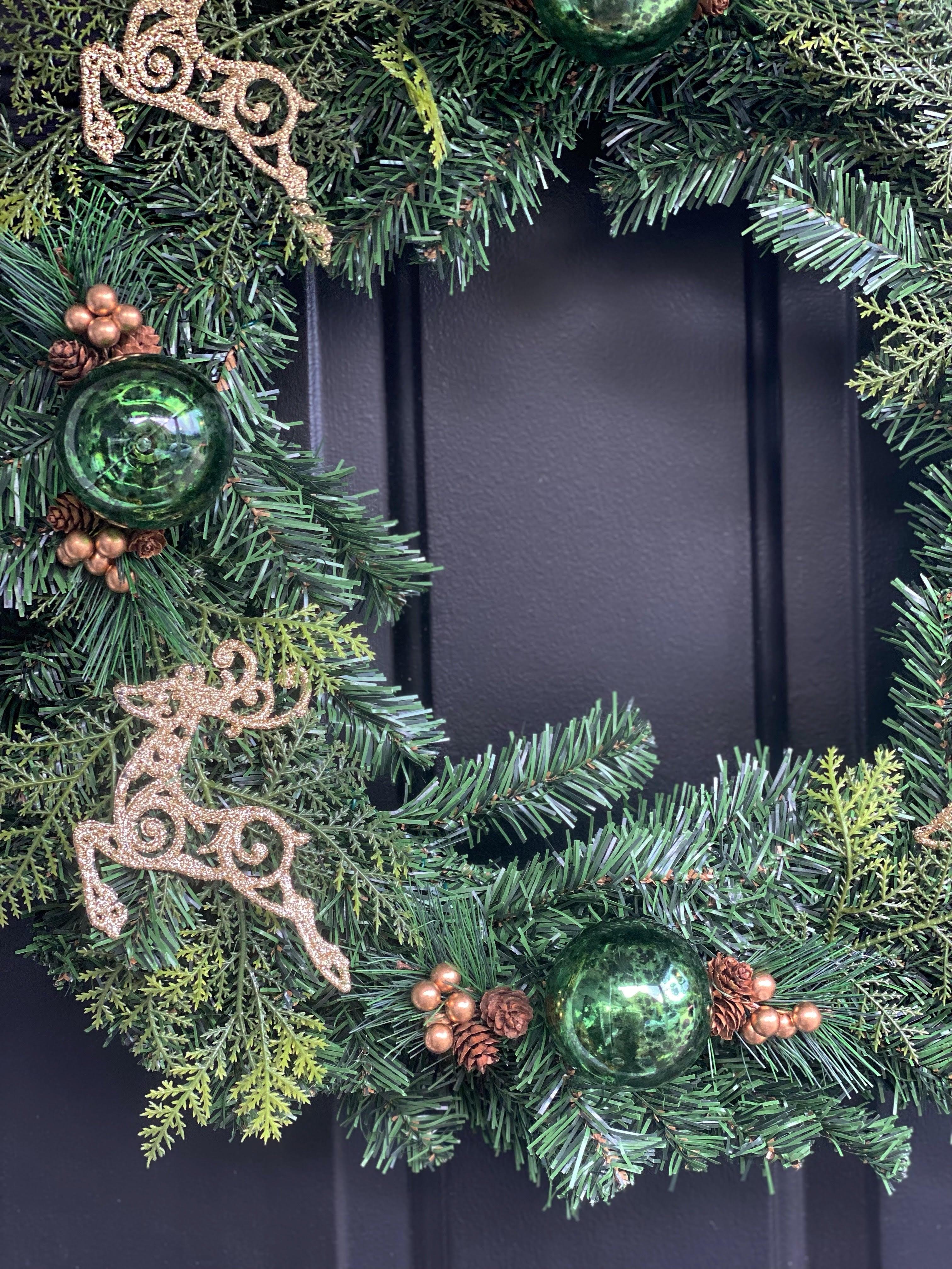 Artificial Reindeer Christmas Wreath – Bloomwood